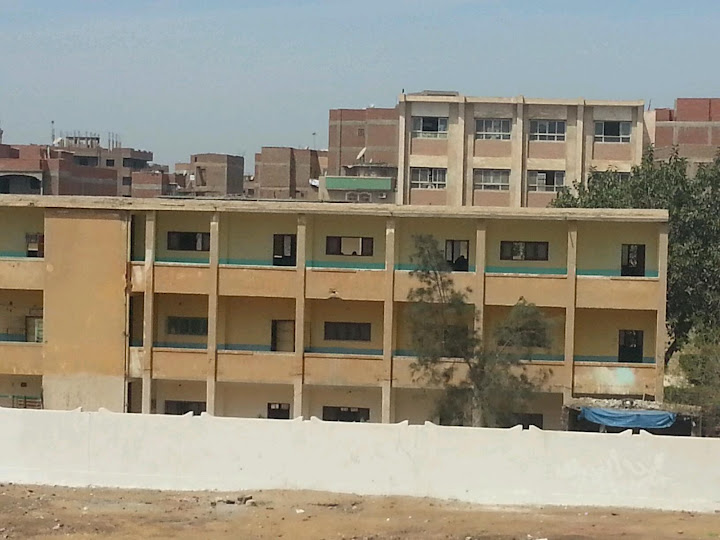 Quwisna Commercial High School | ويلب